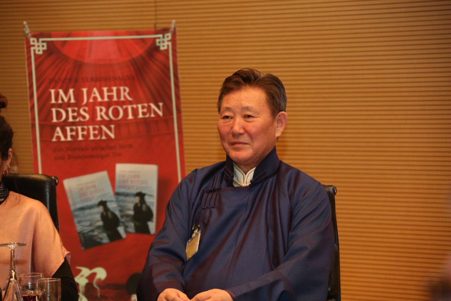 Buchvorstellung von „Im Jahr des Roten Affen“ - Asienbrücke e.V.